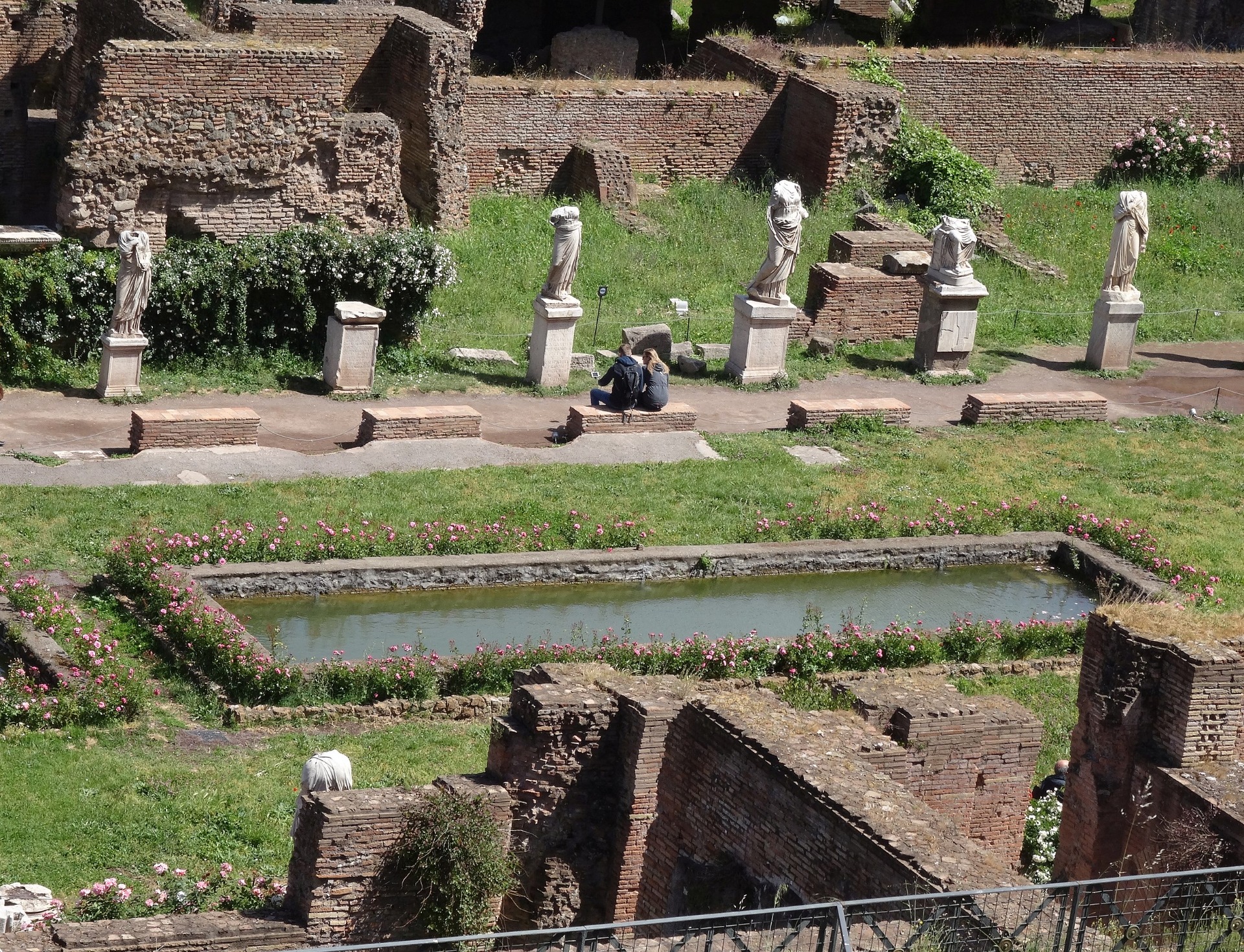 la-casa-de-las-vestales-lat-n-y-roma